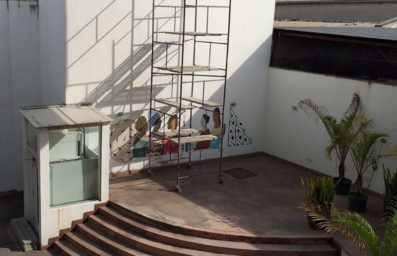 Mostra do artista visual Starley traz cor e atitude para área externa ...